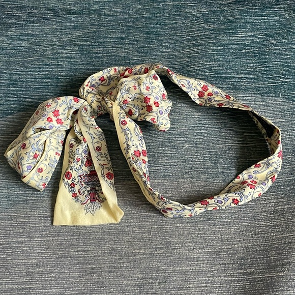 Vicky Davis | Accessories | Vintage Vicky Davis Silk Floral Scarf Wrap ...